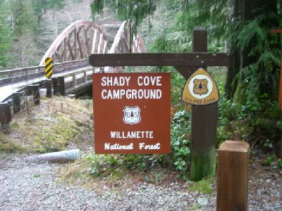 Shady Cove - Muddy Camper